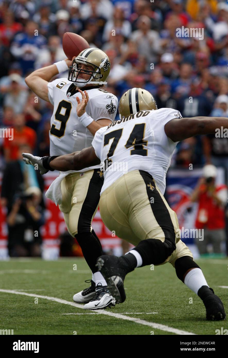 New Orleans Saints' Drew Brees throws during the first half of the NFL ...
