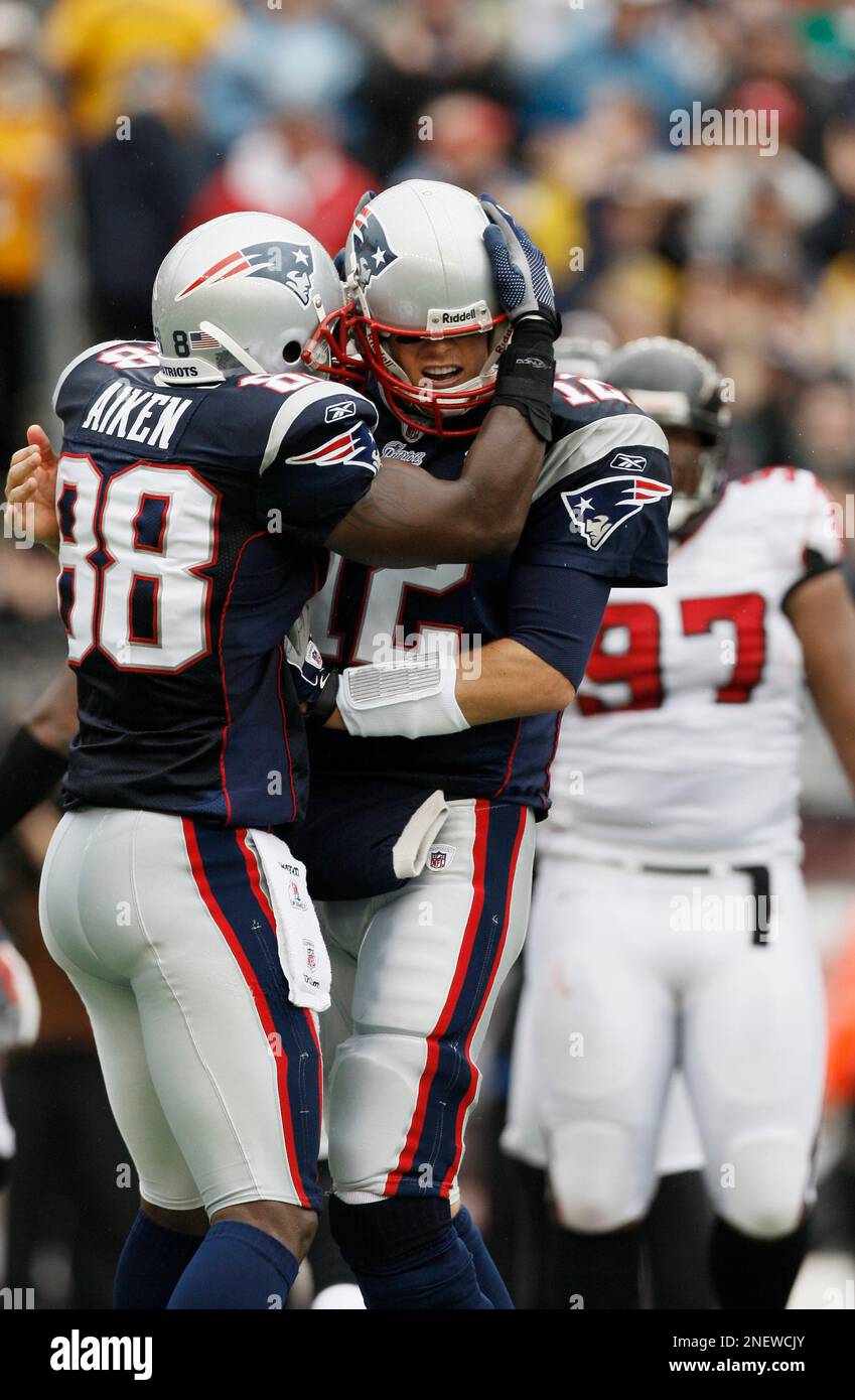 New England Patriots quarterback Tom Brady and teammate Sam Aiken ...