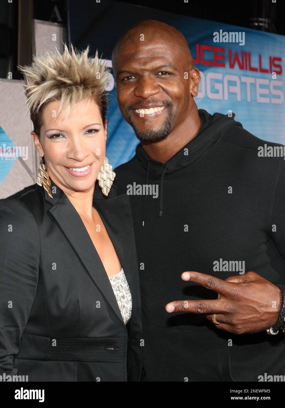 Terry Crews and guest attend the world premiere of Surrogates at the El ...