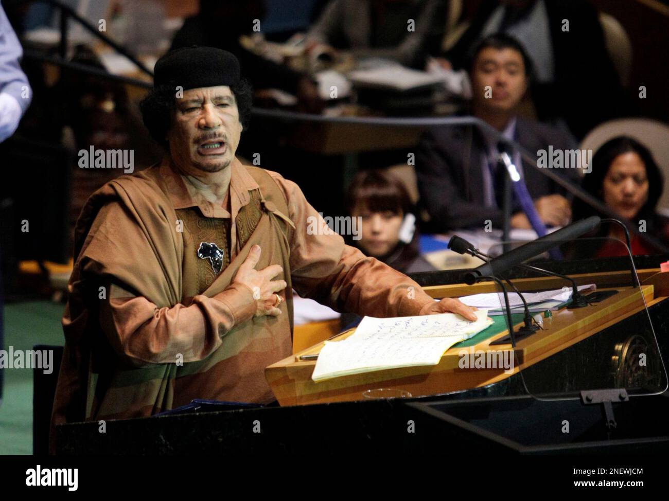 Libyan leader Moammar Gadhafi addresses the 64th session of the General ...