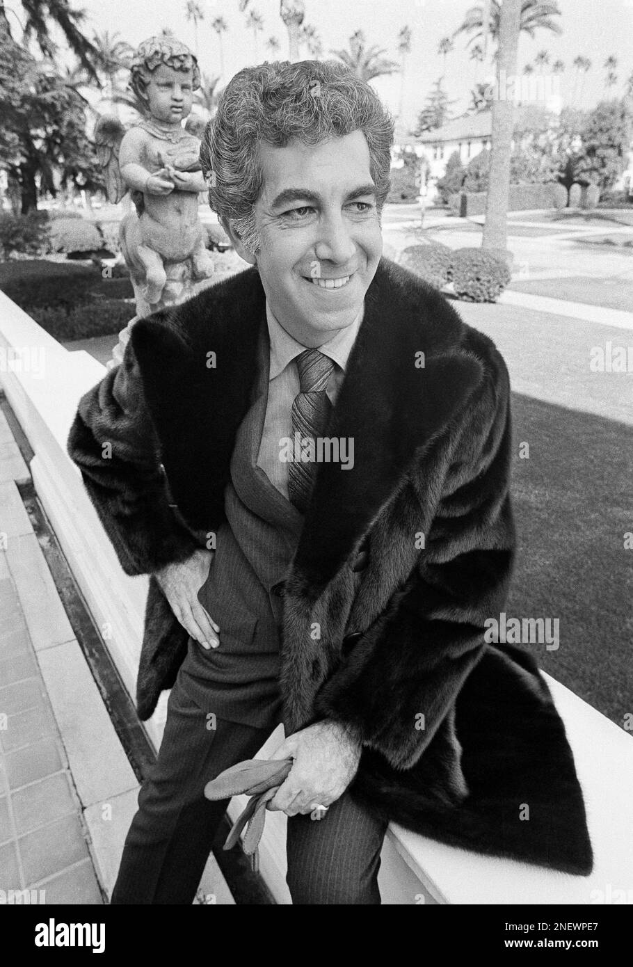 Richard Blackwell, a designer of women’s clothes, displays his own full ...