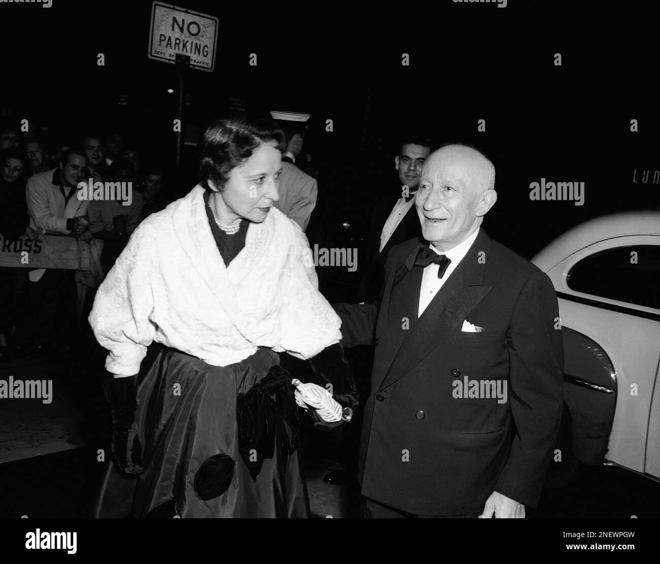 Adolph Zukor and daughter, Mrs. Arthur Loew arriving at premiere of ...