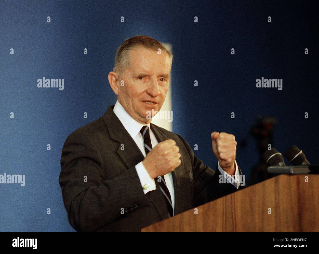 Texas billionaire and undeclared presidential candidate Ross Perot ...