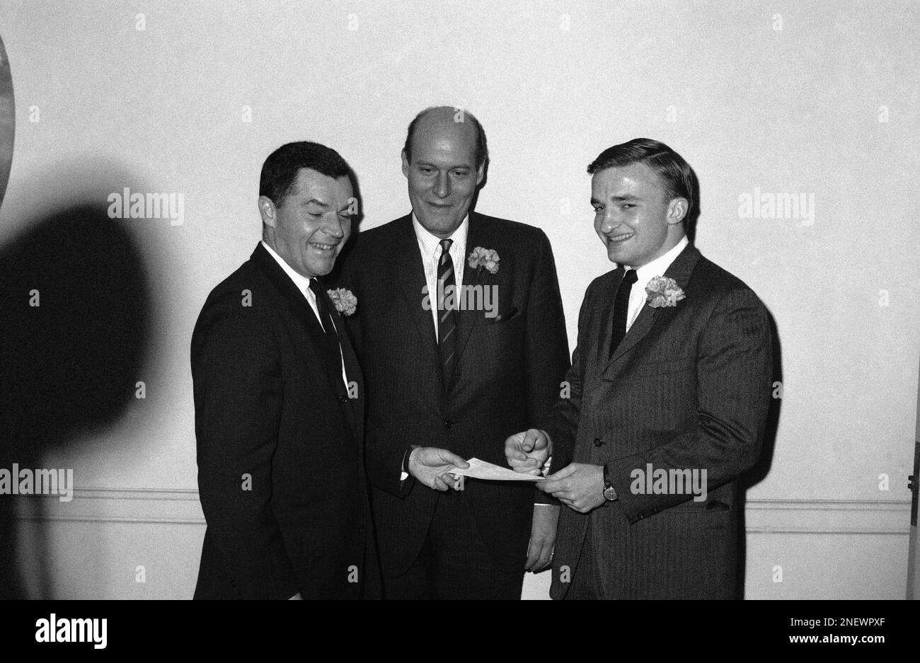 Princeton President Robert F. Goheen, left, stands with attorney ...