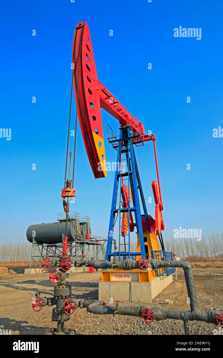 Oil pump, oil industry equipment Stock Photo - Alamy