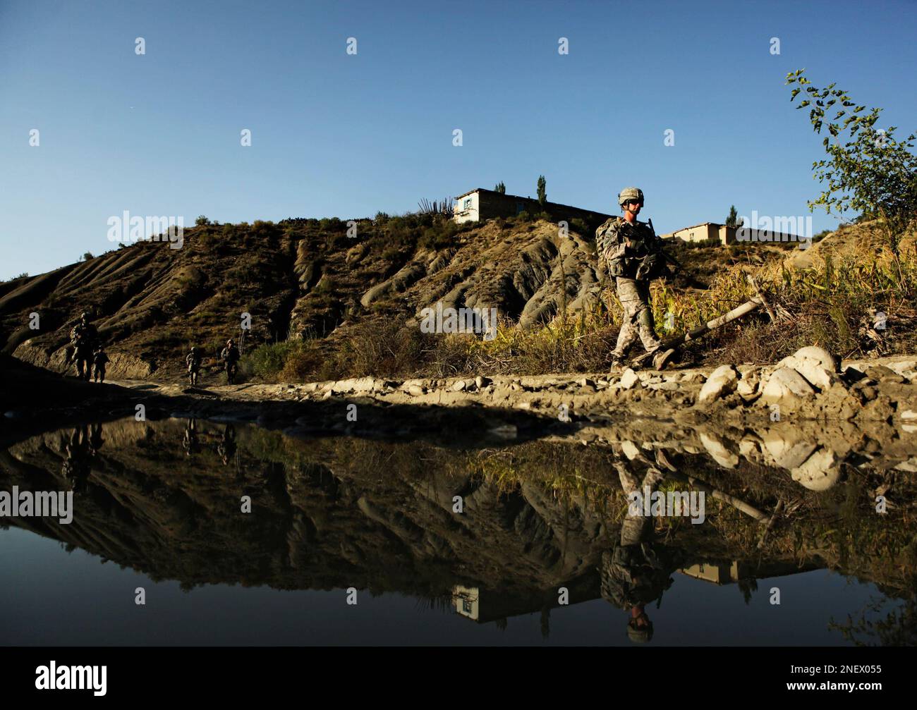 Soldiers from the U.S. Army's 3rd Battalion, 509th Infantry Regiment ...