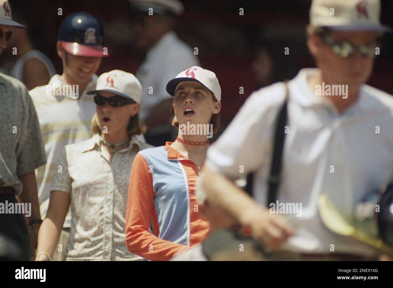 Gold medal Olympic swimmer Amanda Beard follows her father Dan Beard to ...