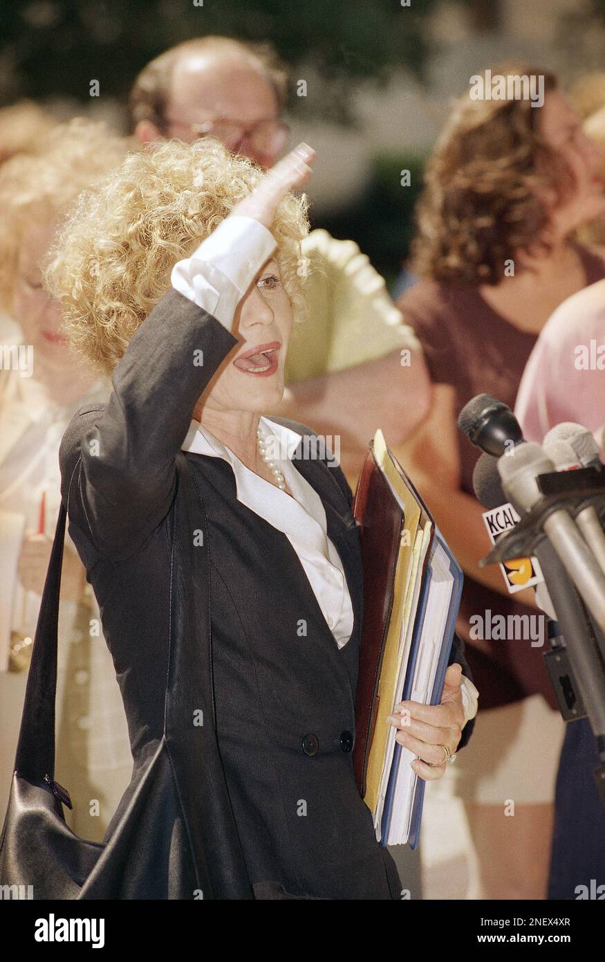 Leslie Abramson, defense attorney for Erik Menendez, waves goodbye to ...