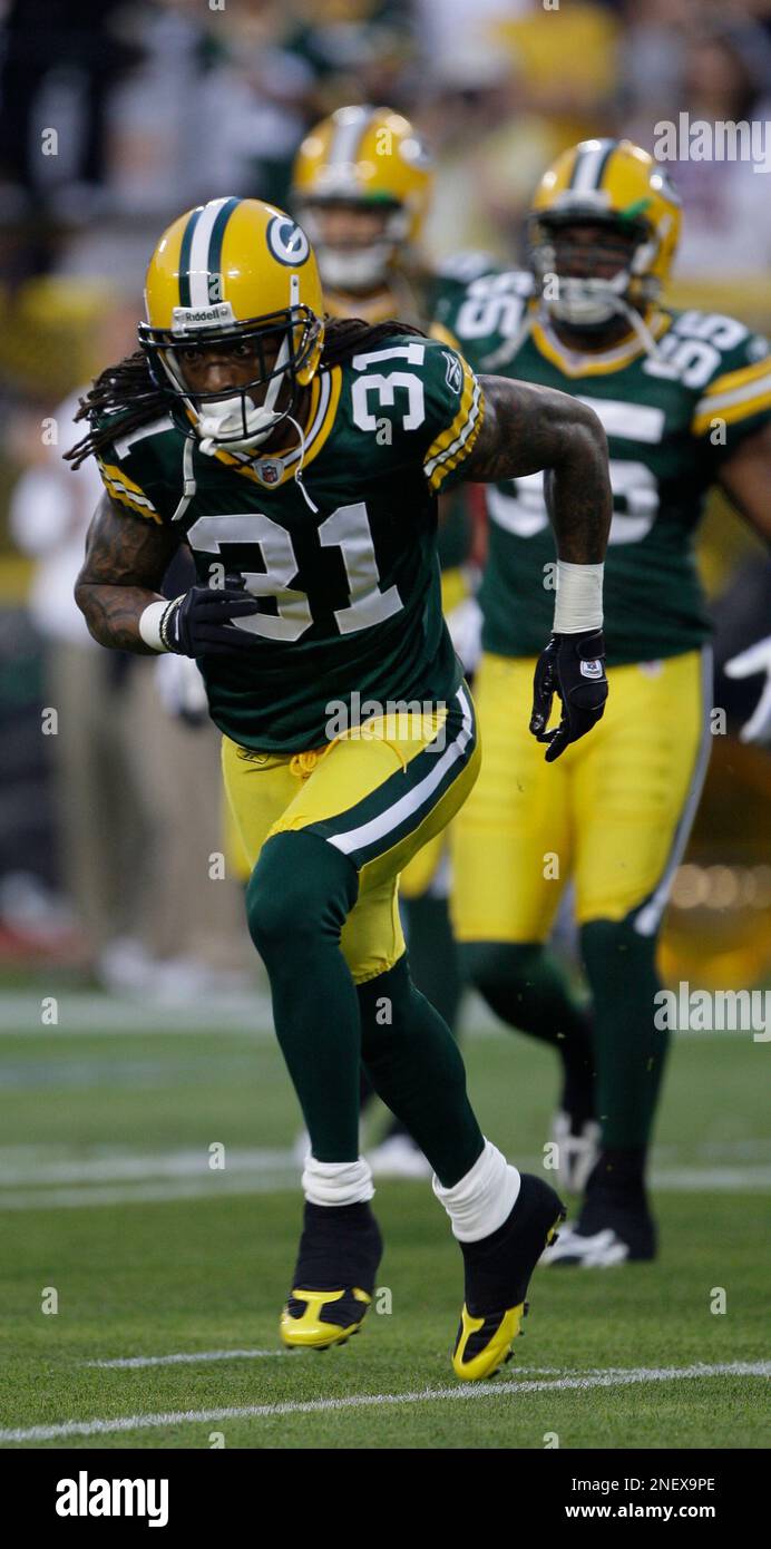 Green Bay Packers cornerback Al Harris runs before the first half of an ...