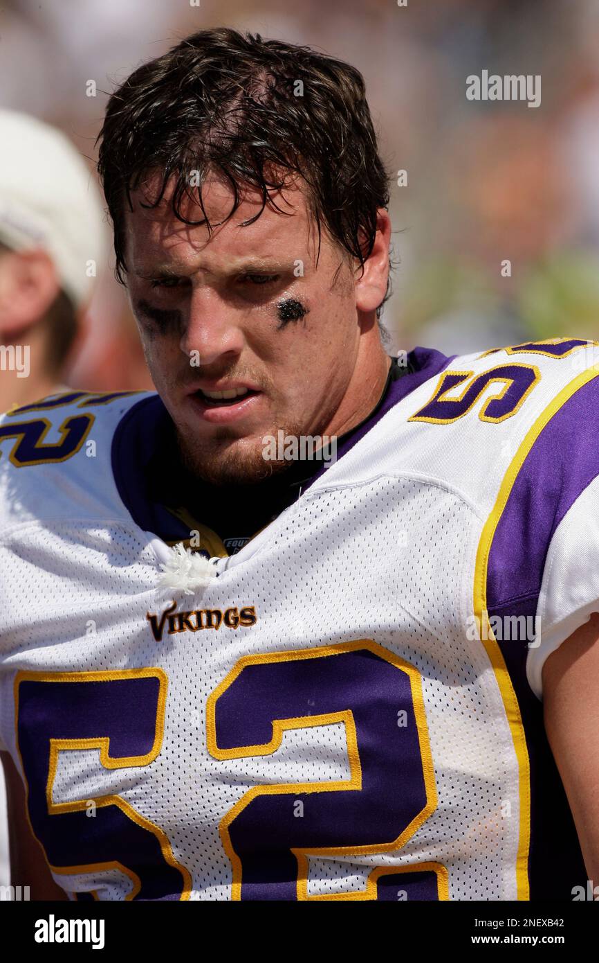 Minnesota Vikings linebacker Chad Greenway against the Cleveland Browns ...