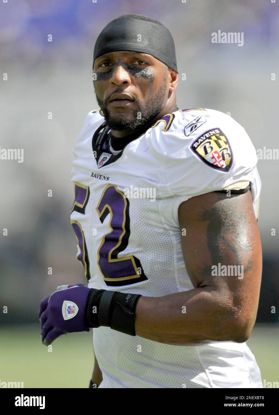 Baltimore Ravens linebacker Ray Lewis walks on the field before the NFL ...