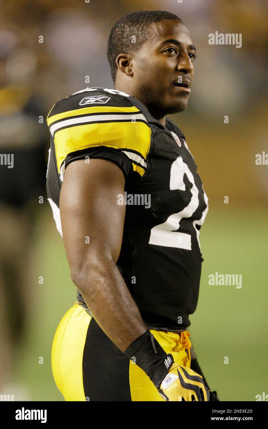 Pittsburgh Steelers cornerback Deshea Townsend in action against the ...