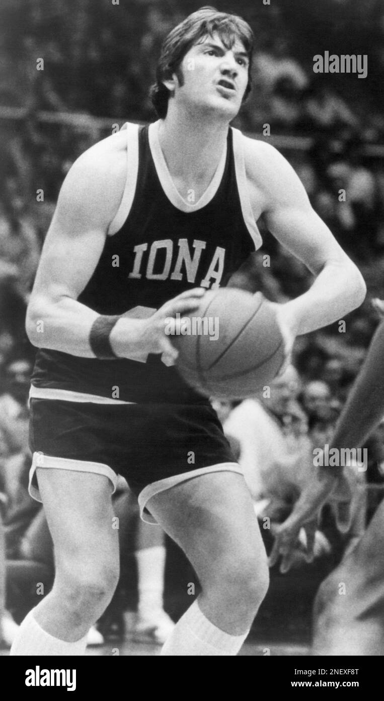 Jeff Ruland of Iona is shown in action in 1978. (AP Photo Stock Photo ...