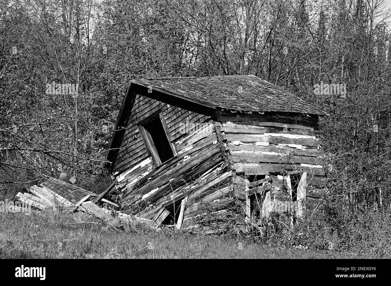 Pix on ghost town Victoria, Michigan on August 19, 1967, former ...