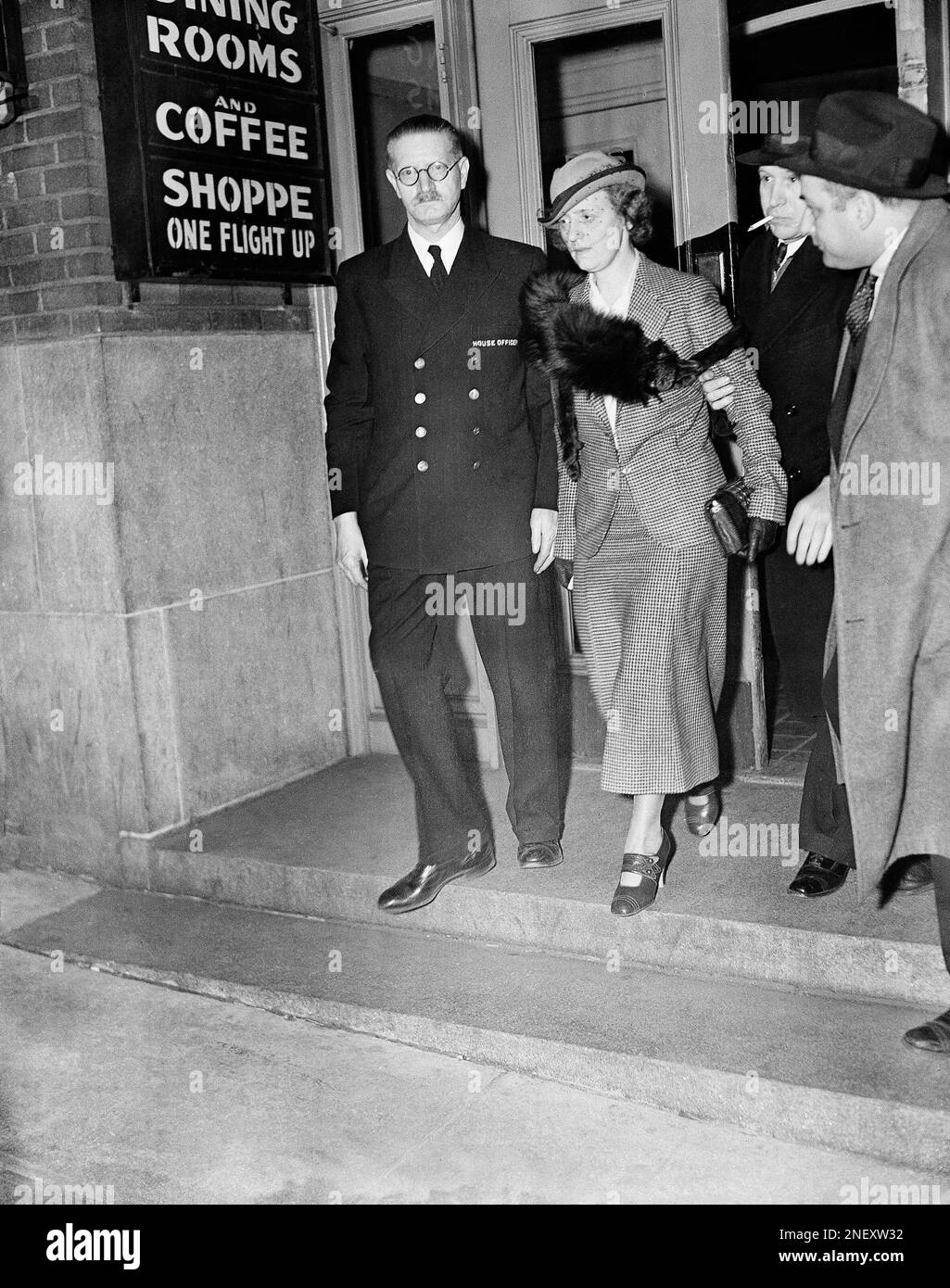 Moser in a fight to the end to save her husband from the electric chair ...