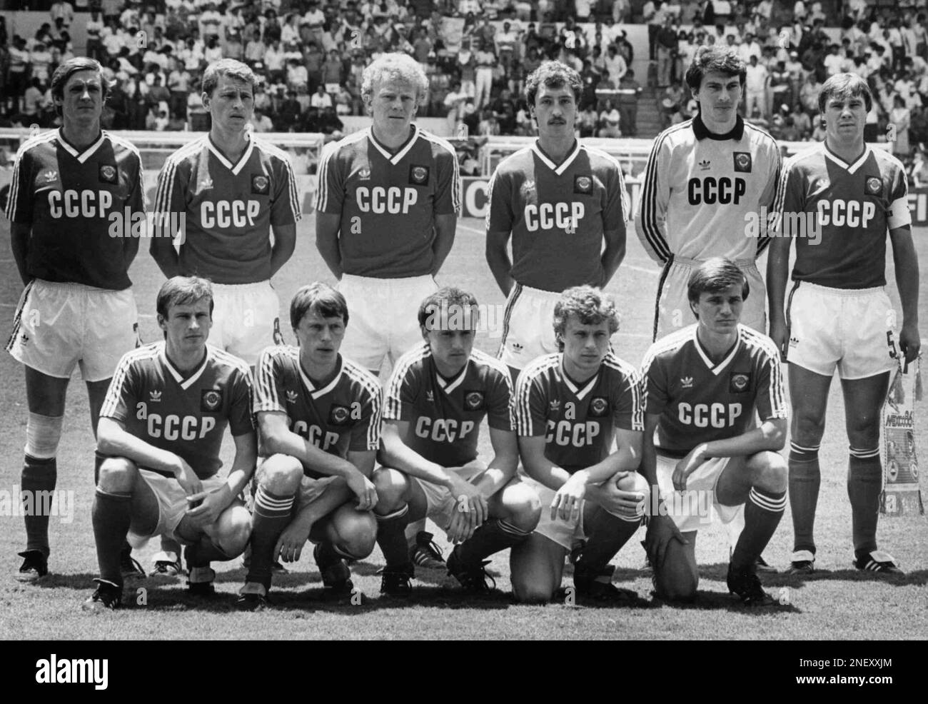 The Soviet Union team pose for photographers before the start of the ...
