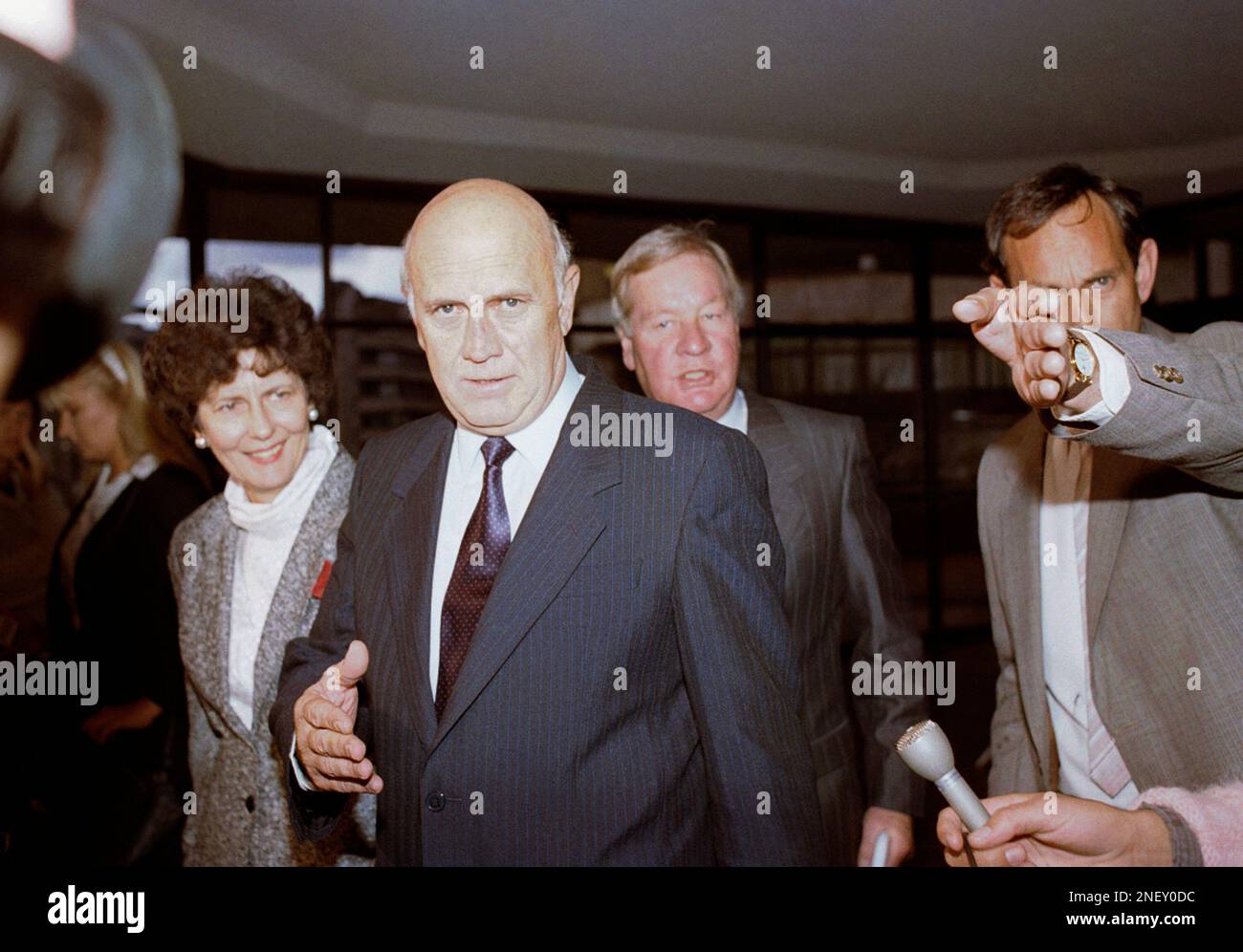 Leader of the National Party F.W. de Klerk, center, arrives, Monday ...