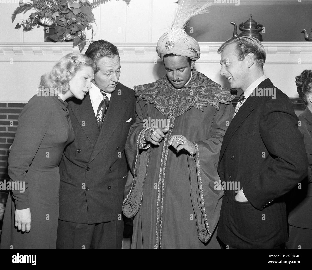 From left to right: Chili Williams, actress; Art Linkletter, radio ...