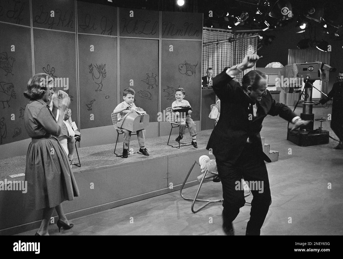 As Art Linkletter performs on his TV show in Hollywood, Los Angeles ...