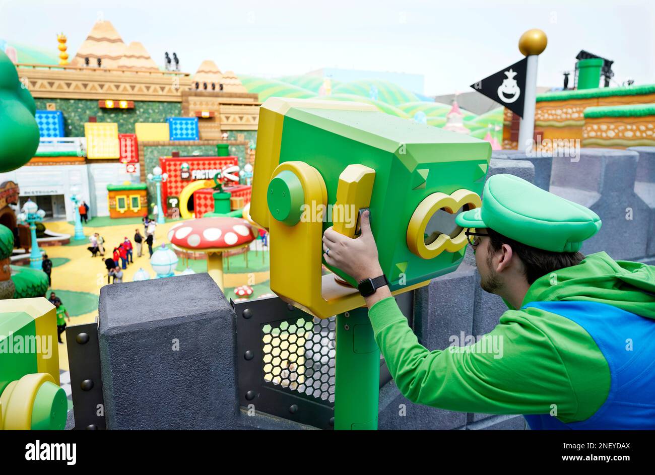 Quinn Roseboom, right, looks through an augmented reality viewfinder at ...