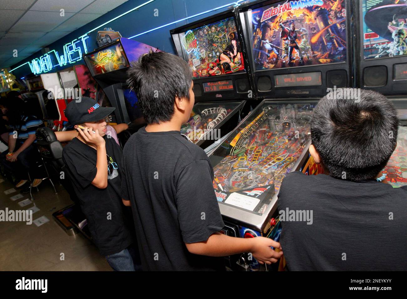 Guests joined Zachary Quinto and STRIDE gum to support "Save the ...