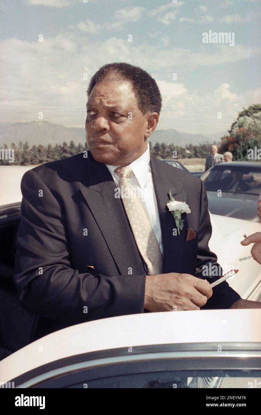 Hall of Famer, Willie Mays gets into a car after funeral services for ...