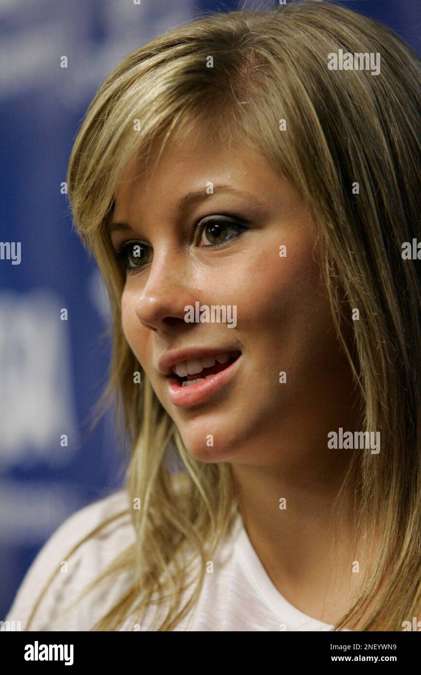 Former Olympian and Dancing With The Stars celebrity Shawn Johnson ...