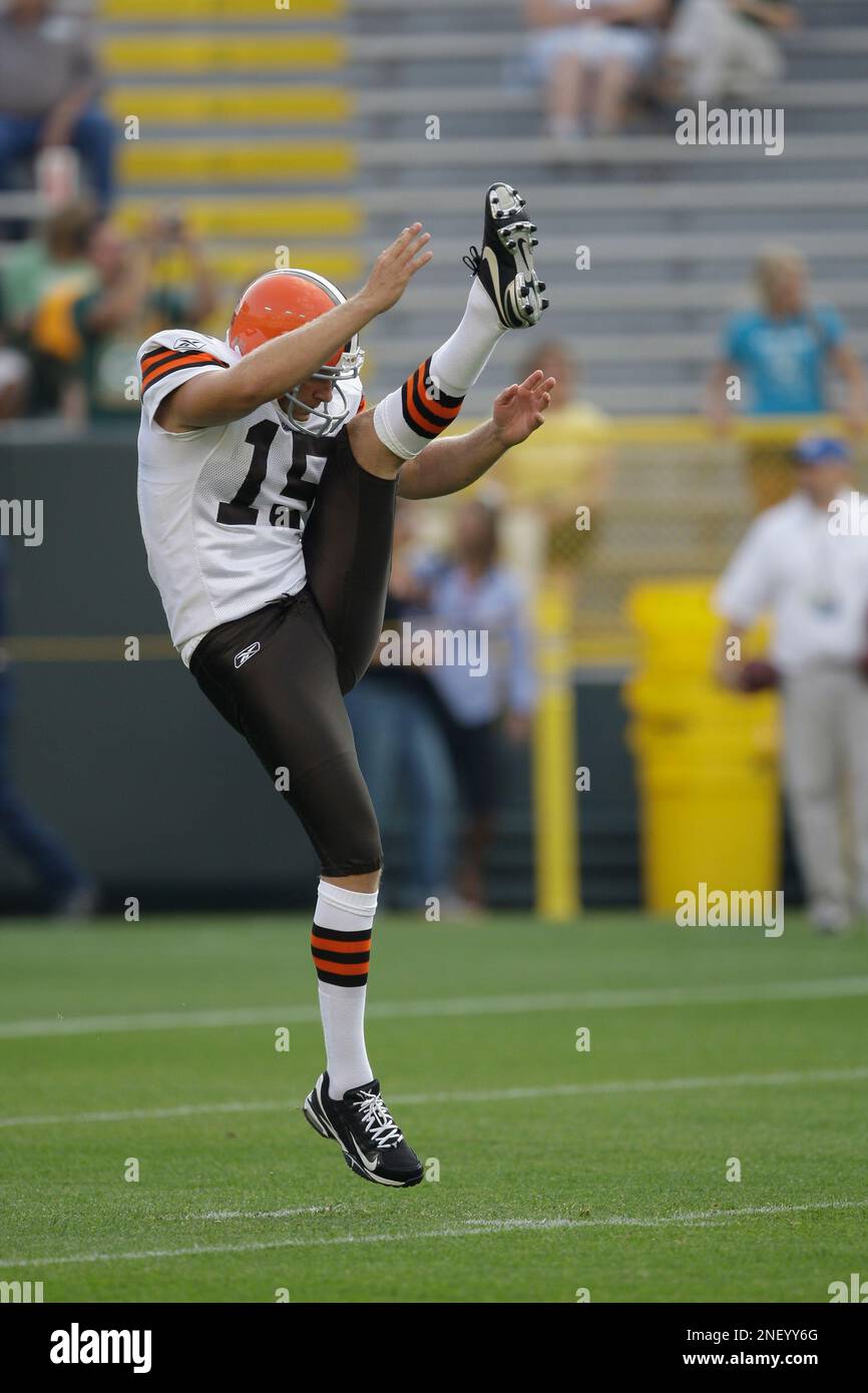 Cleveland Browns punter Dave Zastudil during the first half of an NFL ...