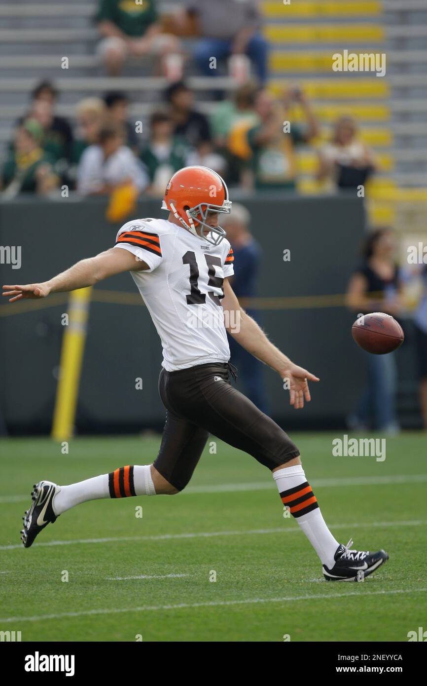 Cleveland Browns punter Dave Zastudil during the first half of an NFL ...