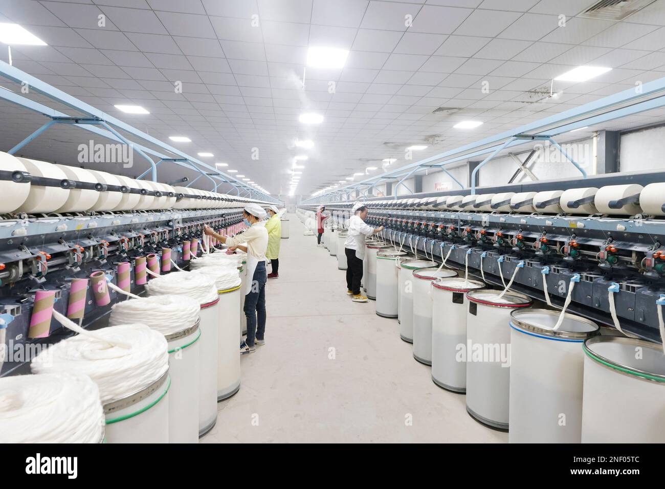 Factory china textile hi-res stock photography and images - Alamy