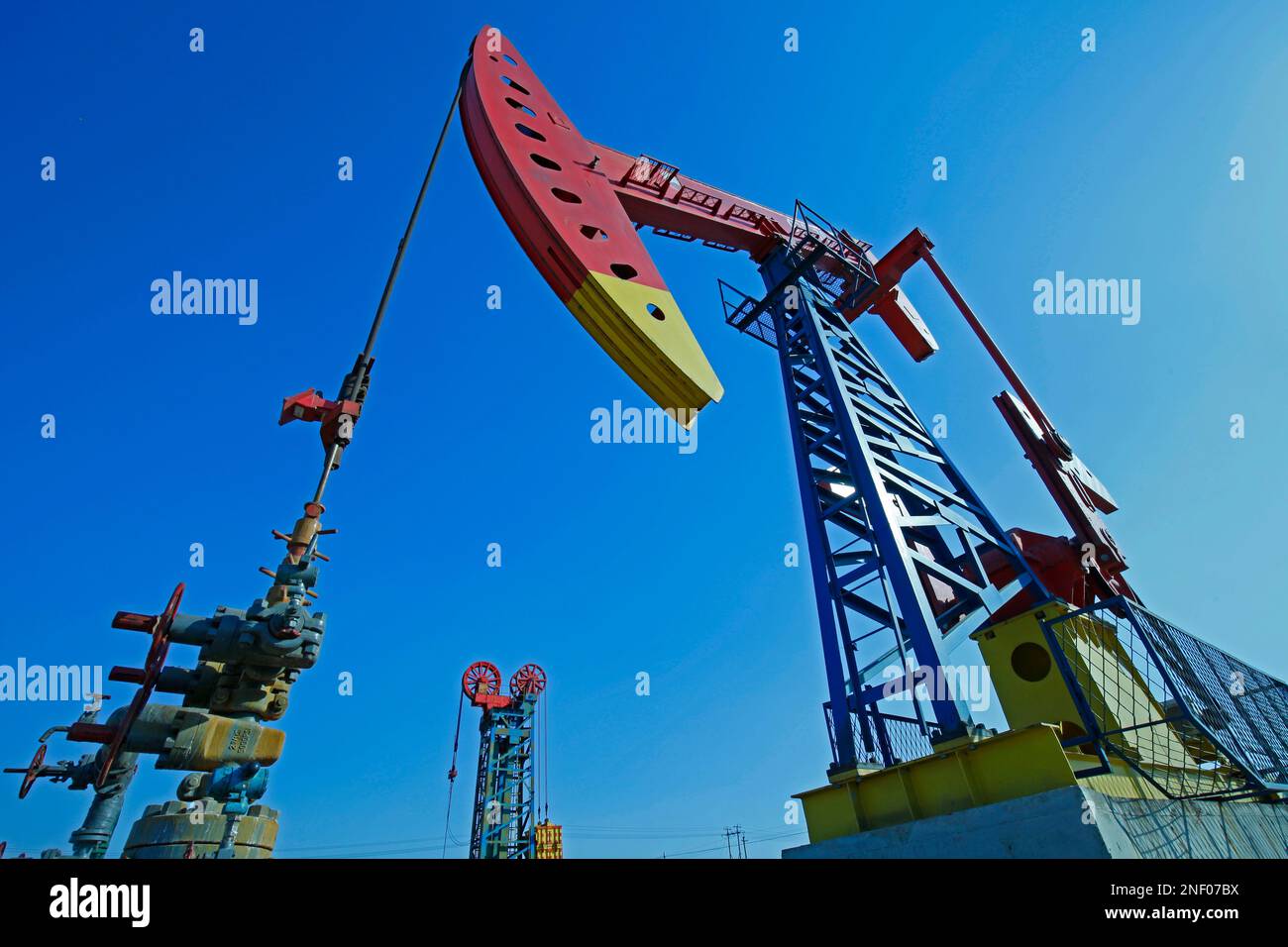 Oil pump, oil industry equipment Stock Photo - Alamy