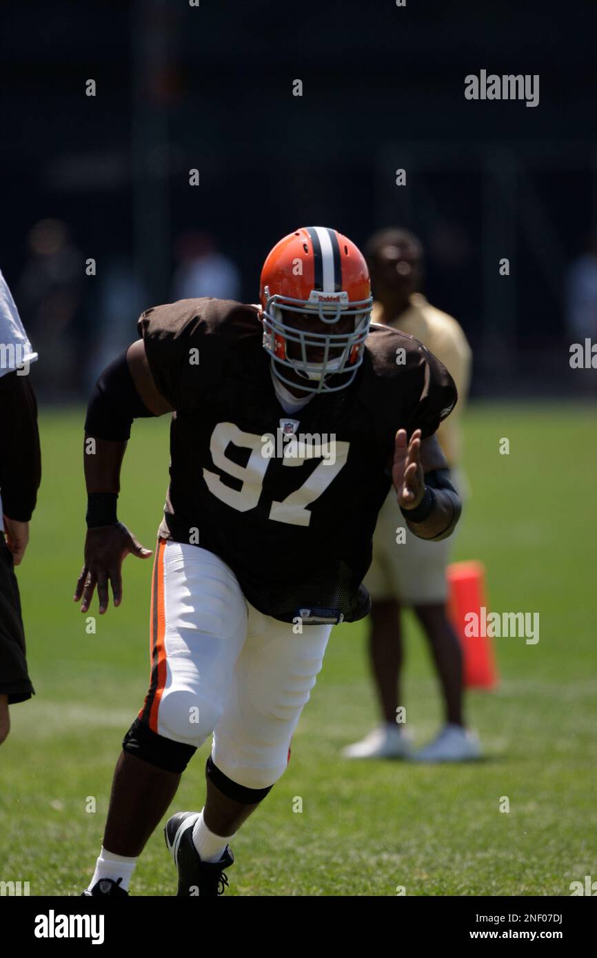 Cleveland Browns defensive lineman Santonio Thomas at the Cleveland ...
