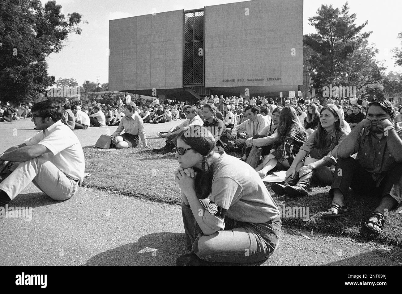 President Nixon’s handling of the Vietnam situation played at the rear ...