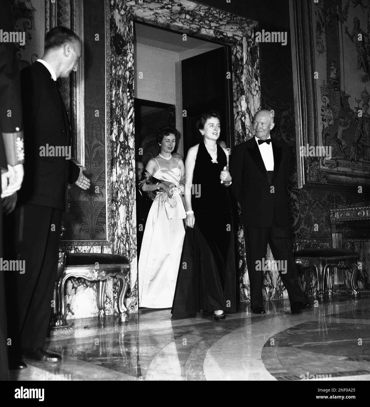 Donna Carla Gronchi, center, wife of Italian President, leaves dinner ...