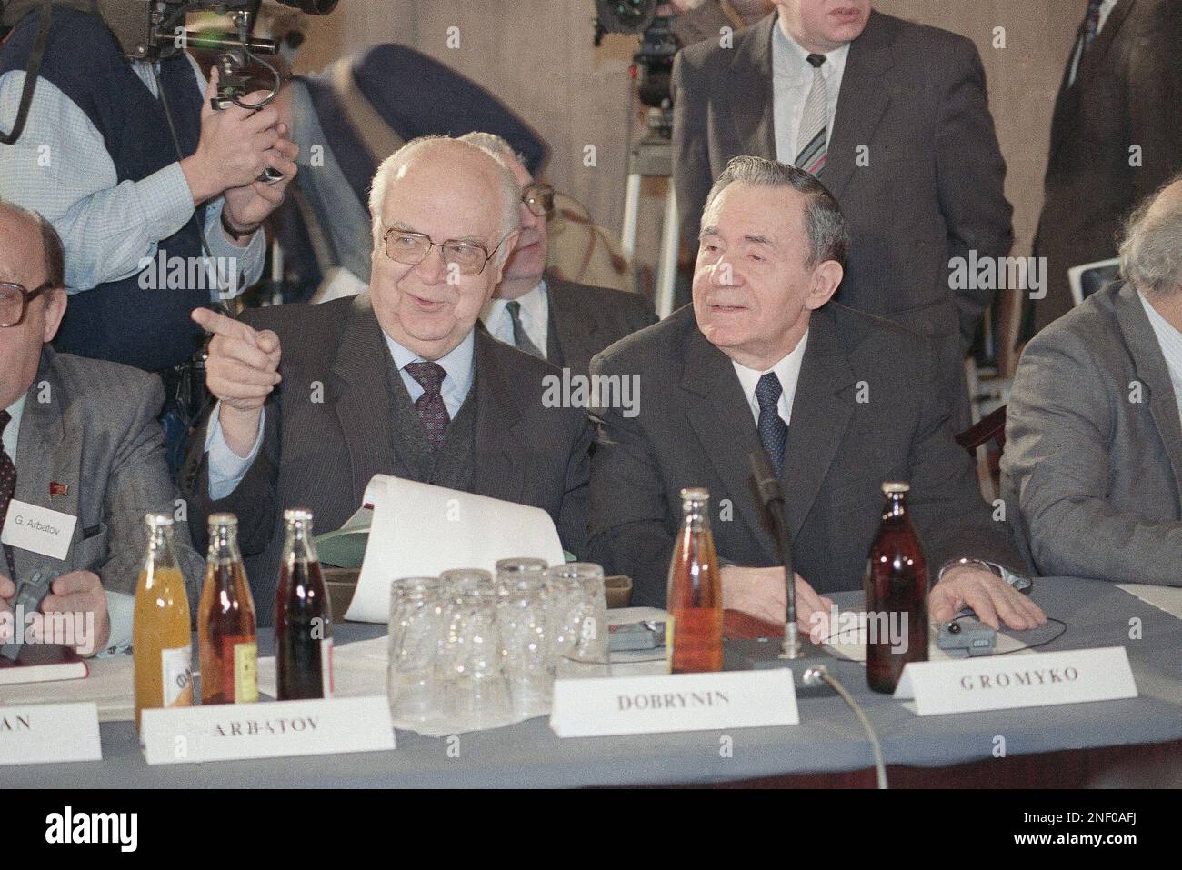 Anatoly Dobrynin, former Soviet ambassador to Washington, draws the ...