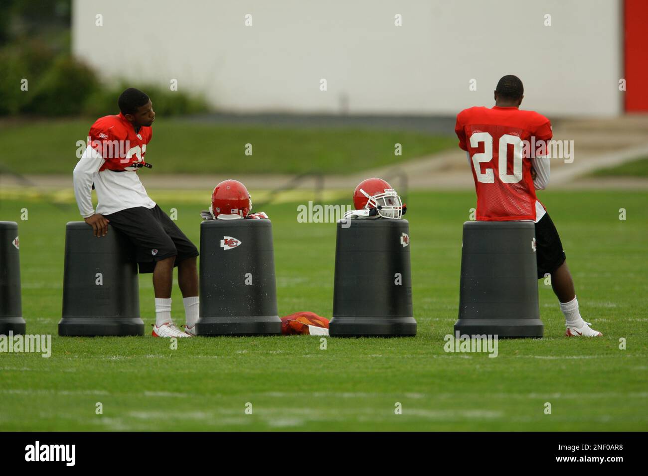 Kansas City Chiefs safety Ricky Price (35) and cornerback Donald ...