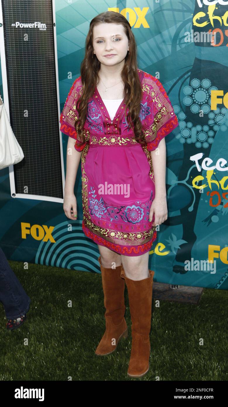 Abigail Breslin arrives at the Teen Choice Awards on Sunday Aug. 9 ...