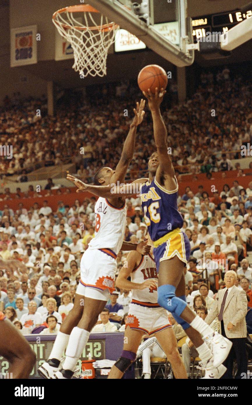 Magic Johnson Slam Dunk