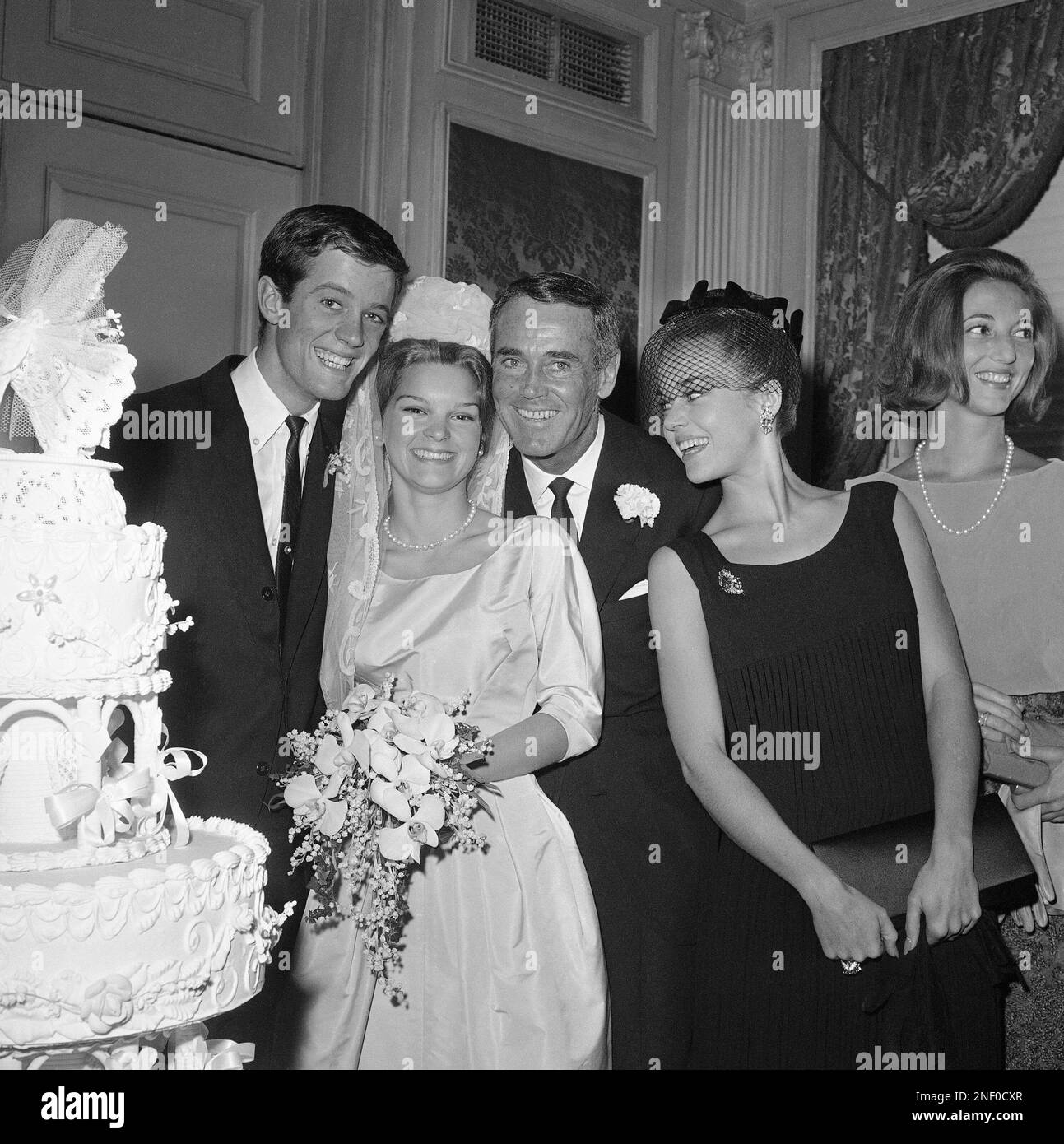 The Fonda family is all smiles during reception at the Hotel Pierre in ...