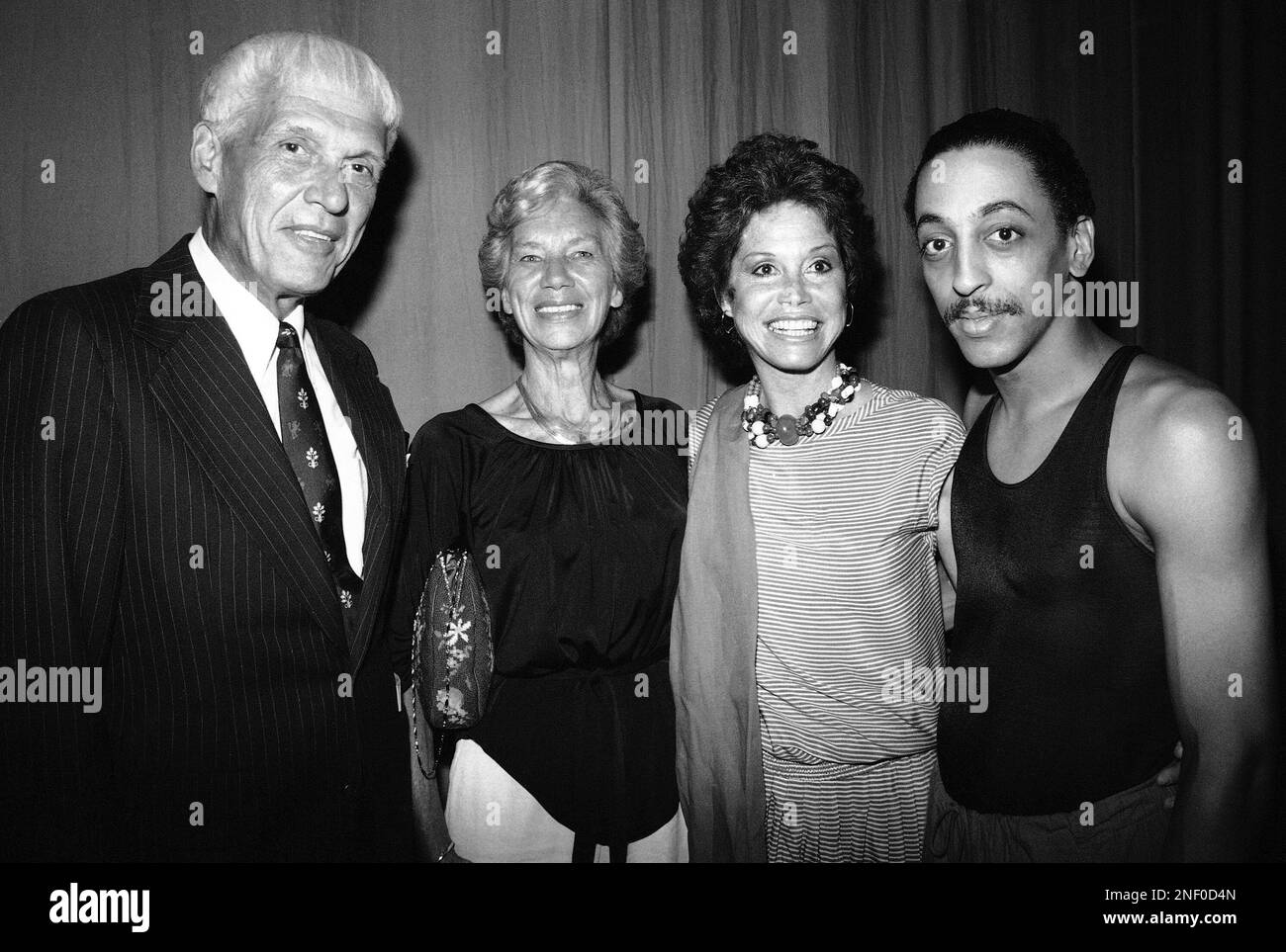 Actress Mary Tyler Moore, center right, and her parents, Tyler, and ...