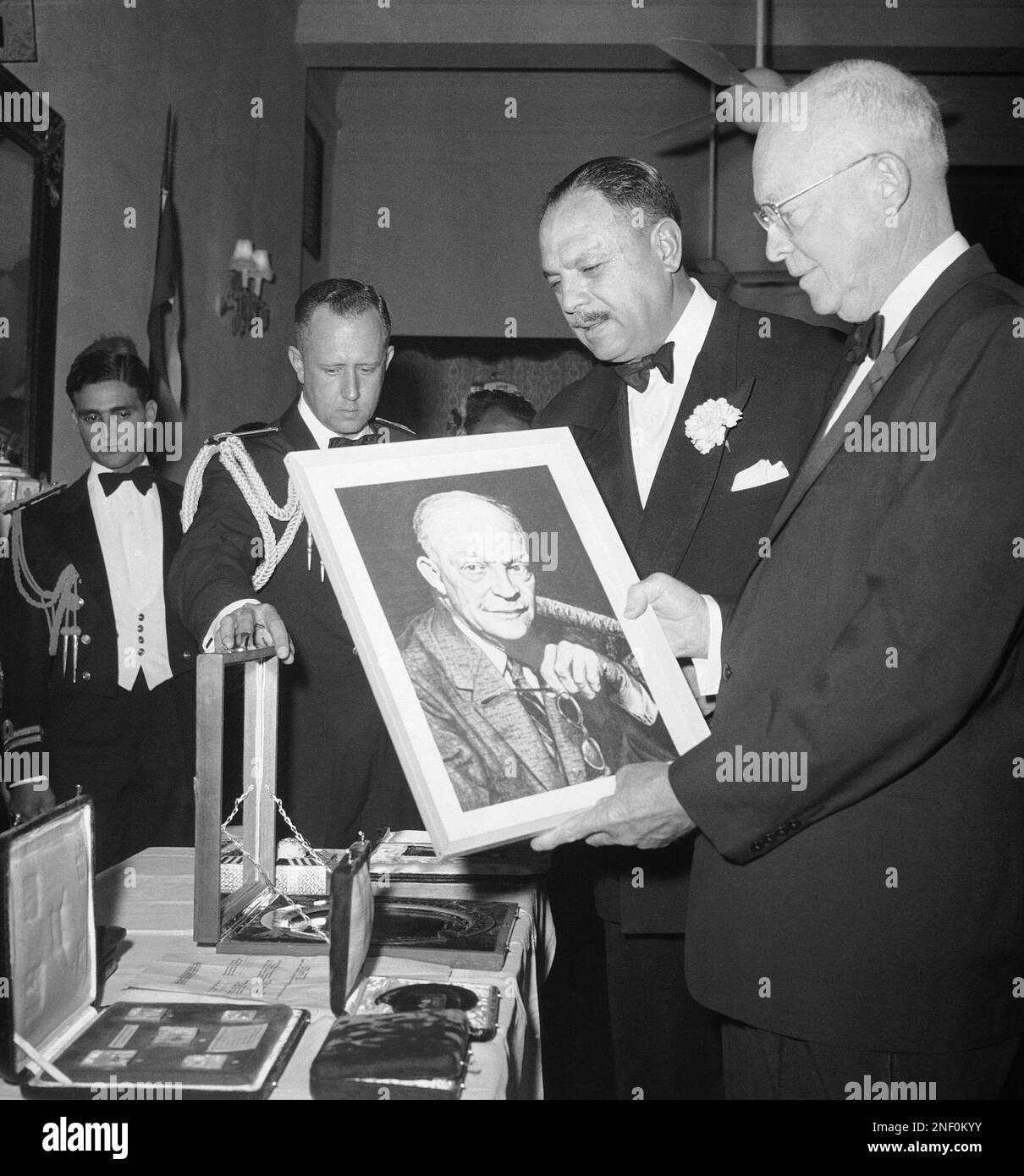President Eisenhower and Pakistan’s President Mohammed Ayub Khan ...