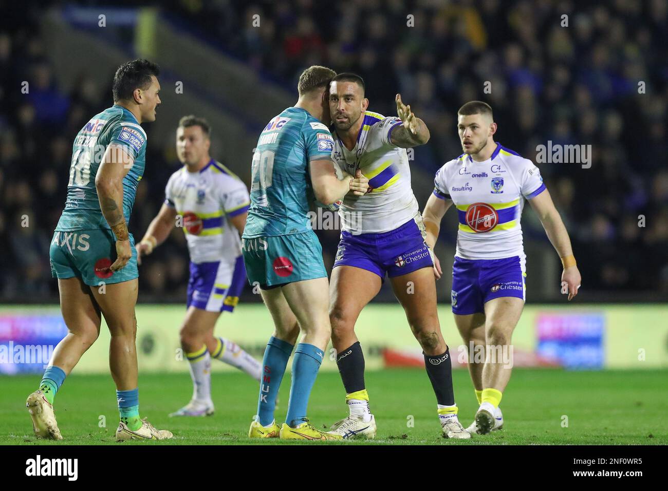 Paul Vaughan #10 of Warrington Wolves in action during the Betfred ...