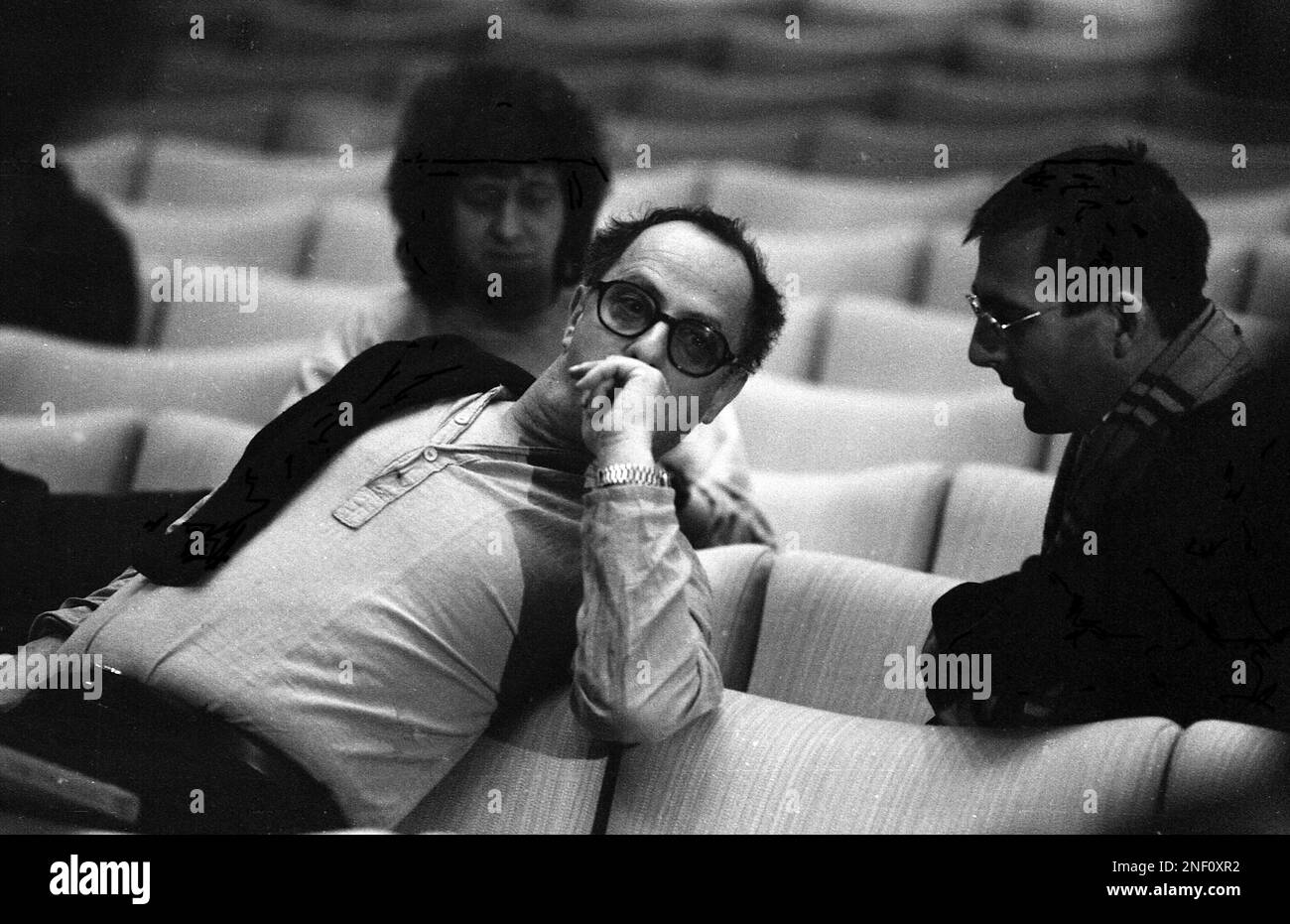 German stage director Peter Zadek, center, during rehearsal of the Hans ...