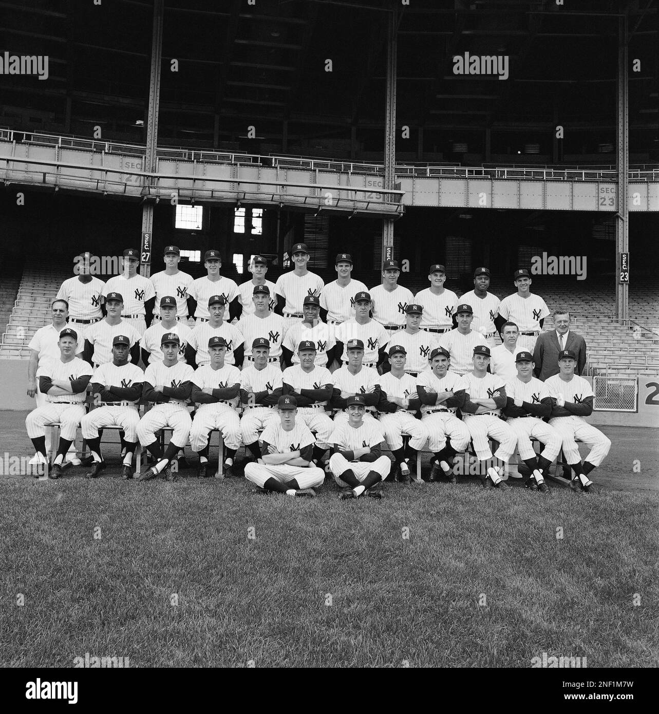 This is the official team picture of the defending world champions, the ...