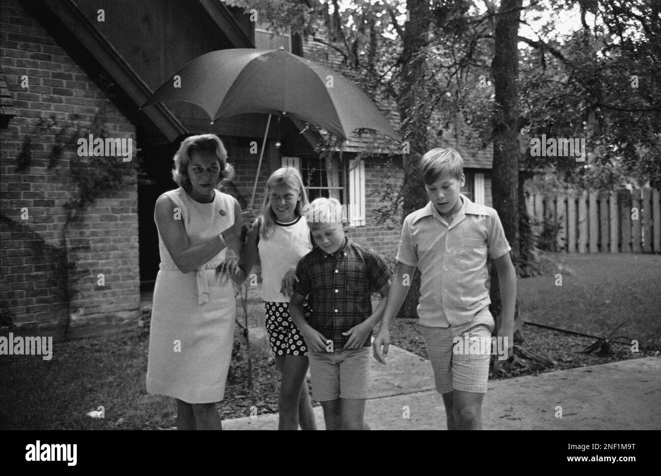 Mrs. Joan Aldrin, wife of Apollo 11 lunar module pilot, Edwin E. Aldrin ...