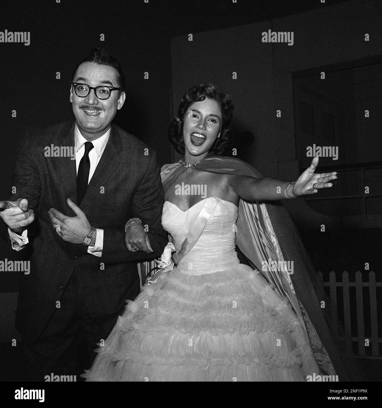 TV Star Steve Allen (left) and Miss America, Mary Ann Mobley (right) go ...