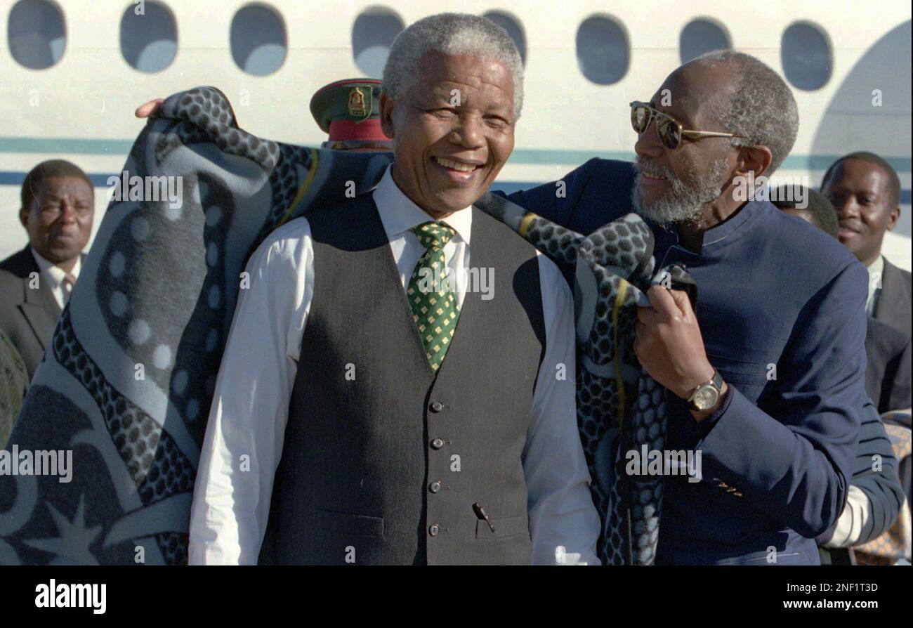 FILE--King Mosheosheo II of Lesotho (right) poses with South African ...