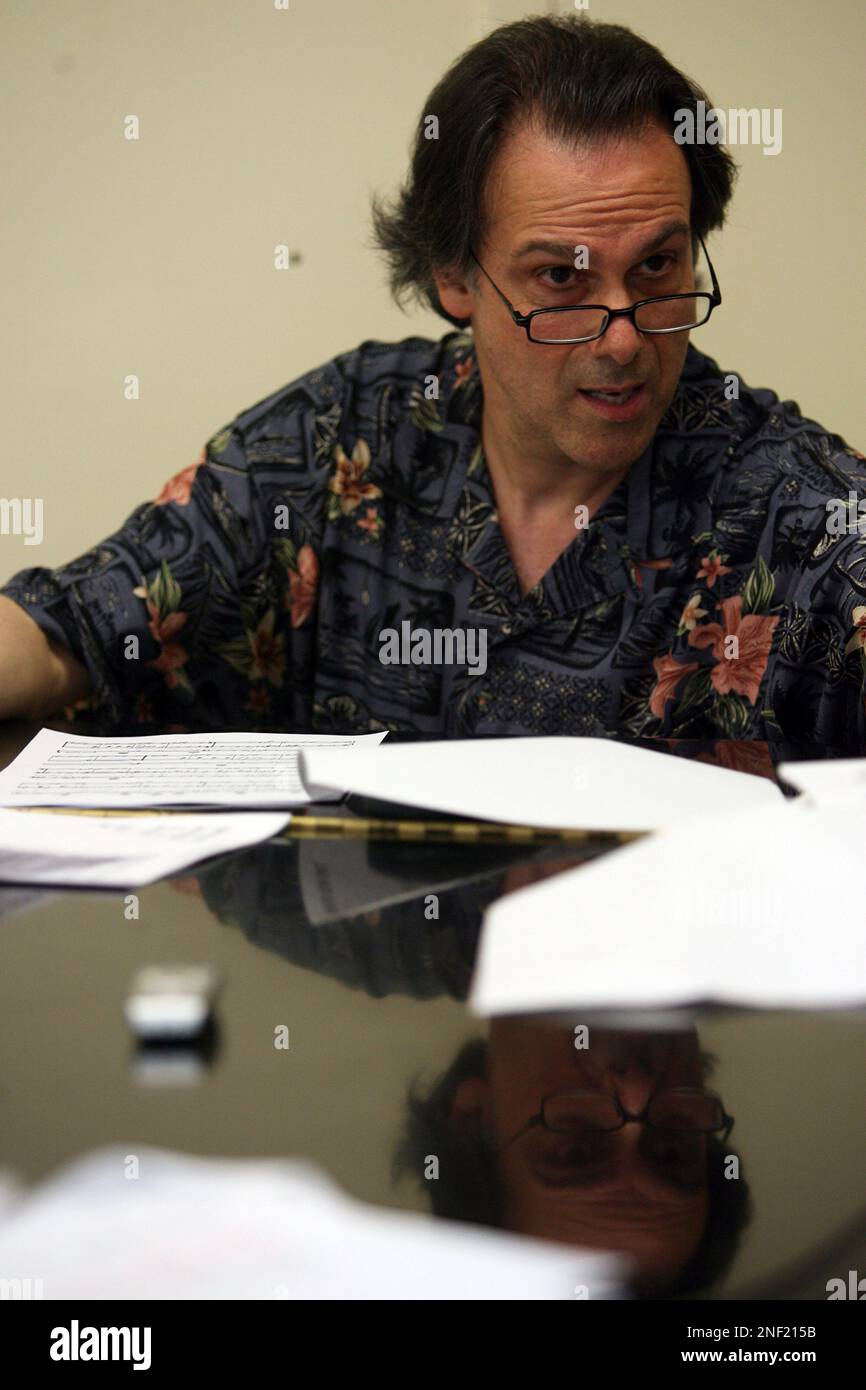 Louis Rosen conducts the "Songs of Lennon and McCartney: Harmony, Form ...