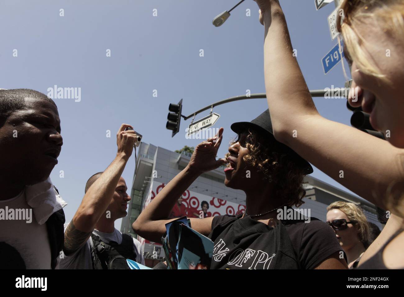 Fans outside the public memorial service for Michael Jackson Tuesday ...