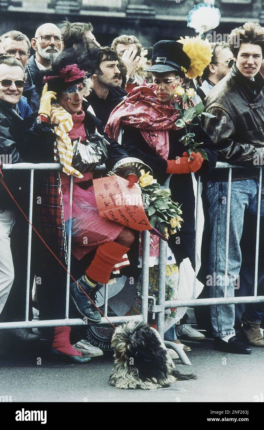 Two gay activists appeared at Amsterdam’s Remembrance Day observance to ...